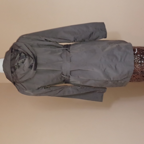 Ellen Tracy | Jackets & Coats | Ellen Tracy Hooded Trench Coat Womens ...